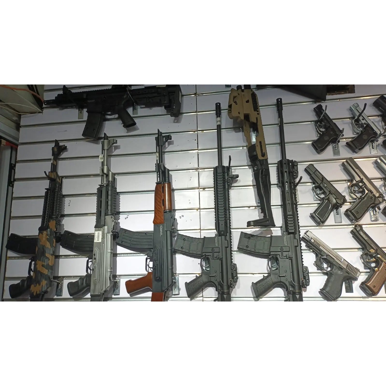 Get Your AR 15 Blank/Pepper Rifle - Ultimate Blank Gun – GUNMANSA